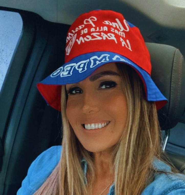 Popular / Lorena Arias apoyando al club de sus amores: Cerro Porteño