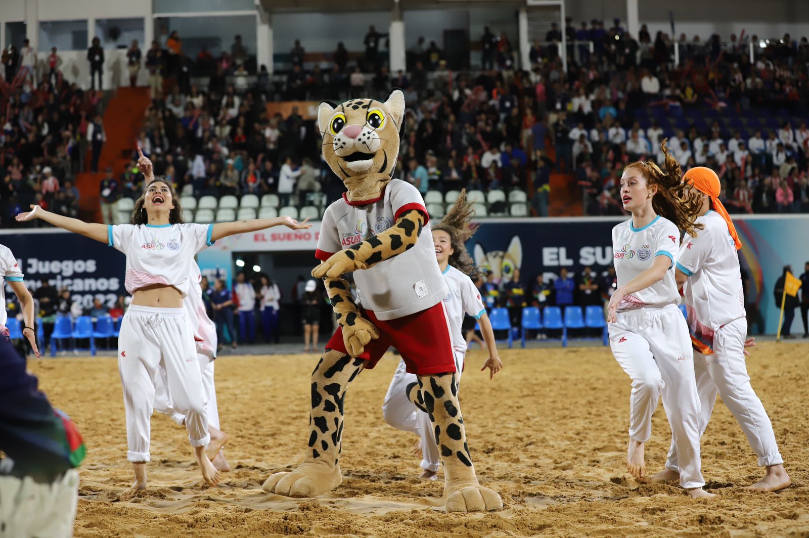 Popular / Tirika con un mega show en la previa del partido de los Pynandi