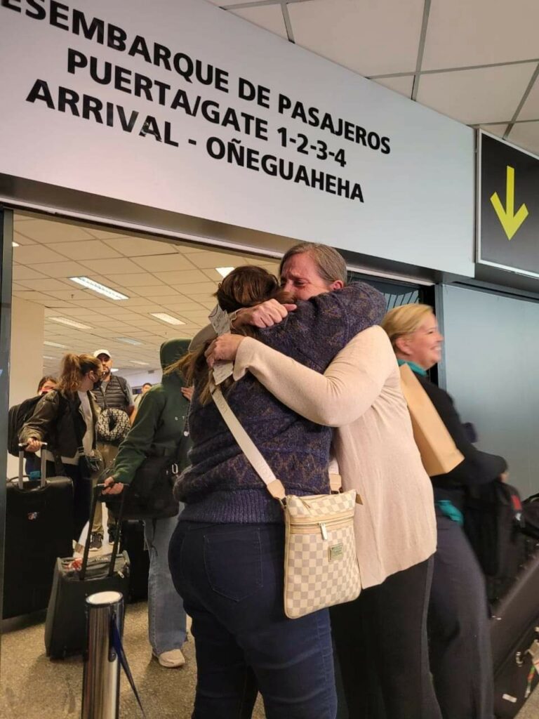 Popular / Llegaron los primeros compatriotas rescatados de Israel