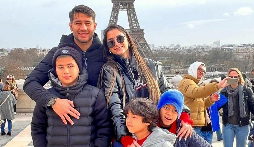 Popular / (GALERIA). Tito Torres y su viaje de vacaciones en familia