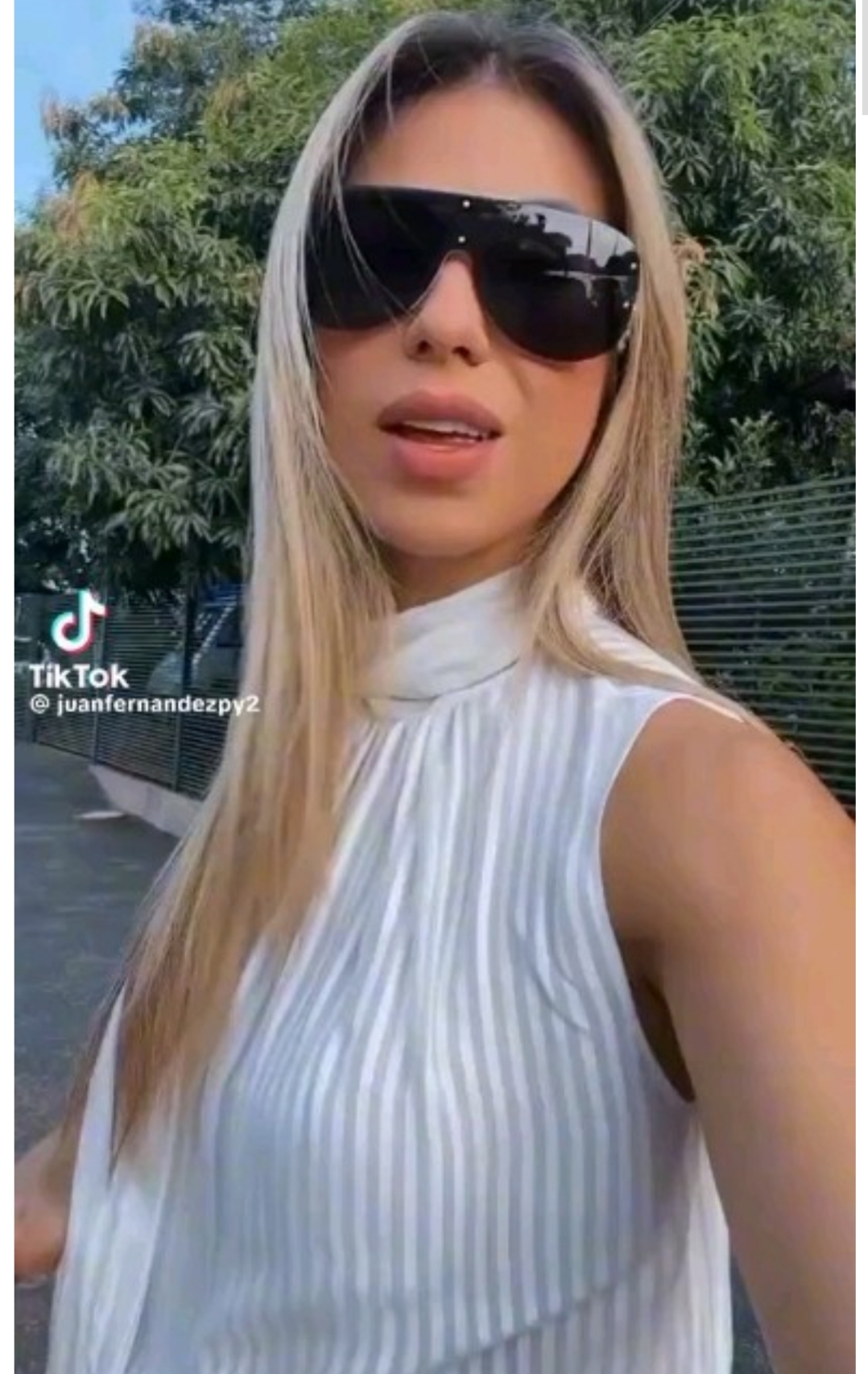 Popular / Jessica Torres contó cómo elige sus looks para iglesia