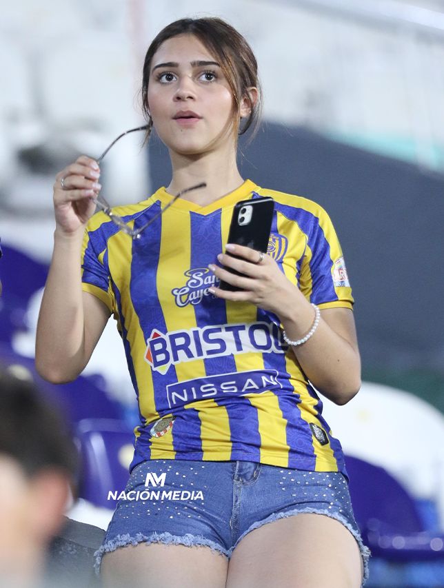 Popular / (VIDEO) Naty Balbuena agradeció la ayuda a las niñas explotadas por su madre y anunció ...