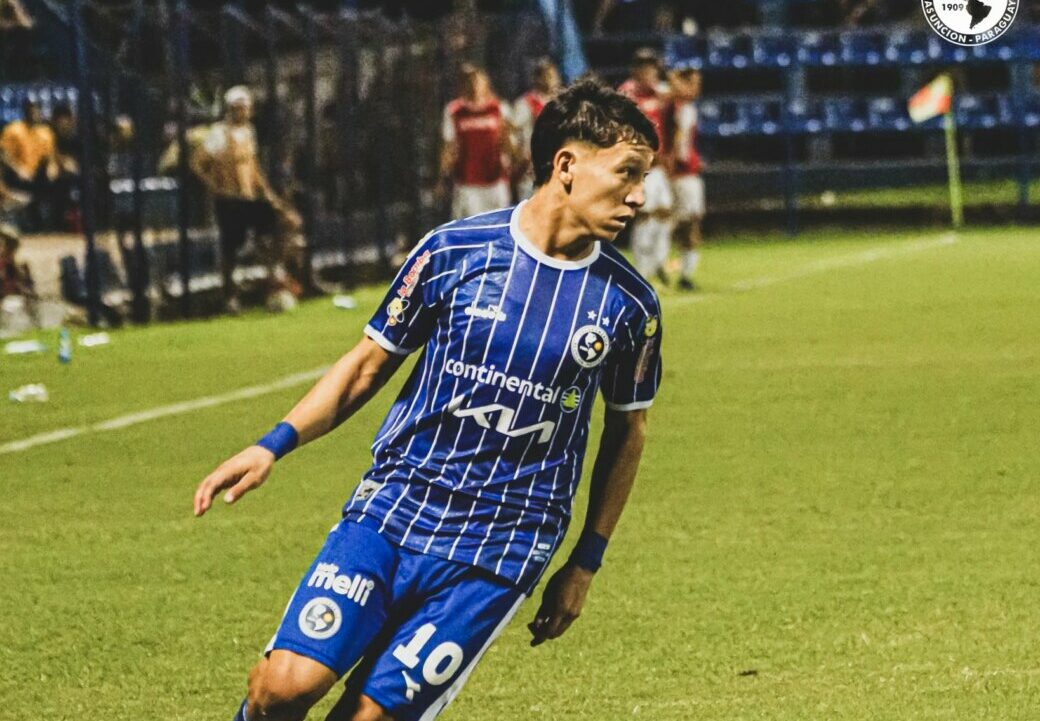 Popular / Flamengo de Brasil interesado en promesa de Sol de América