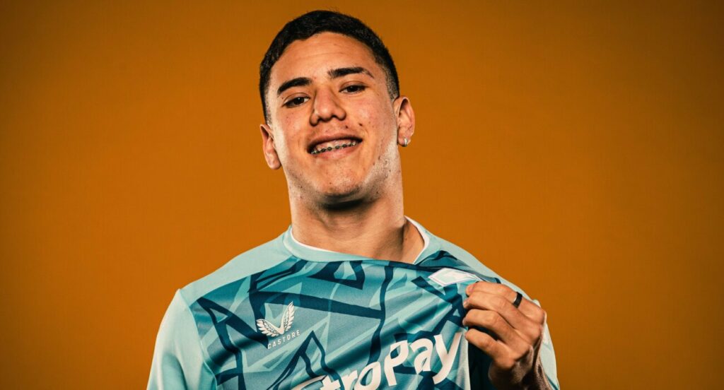 Popular / ¡Un lujo! Enso González intercambió camiseta con una ...