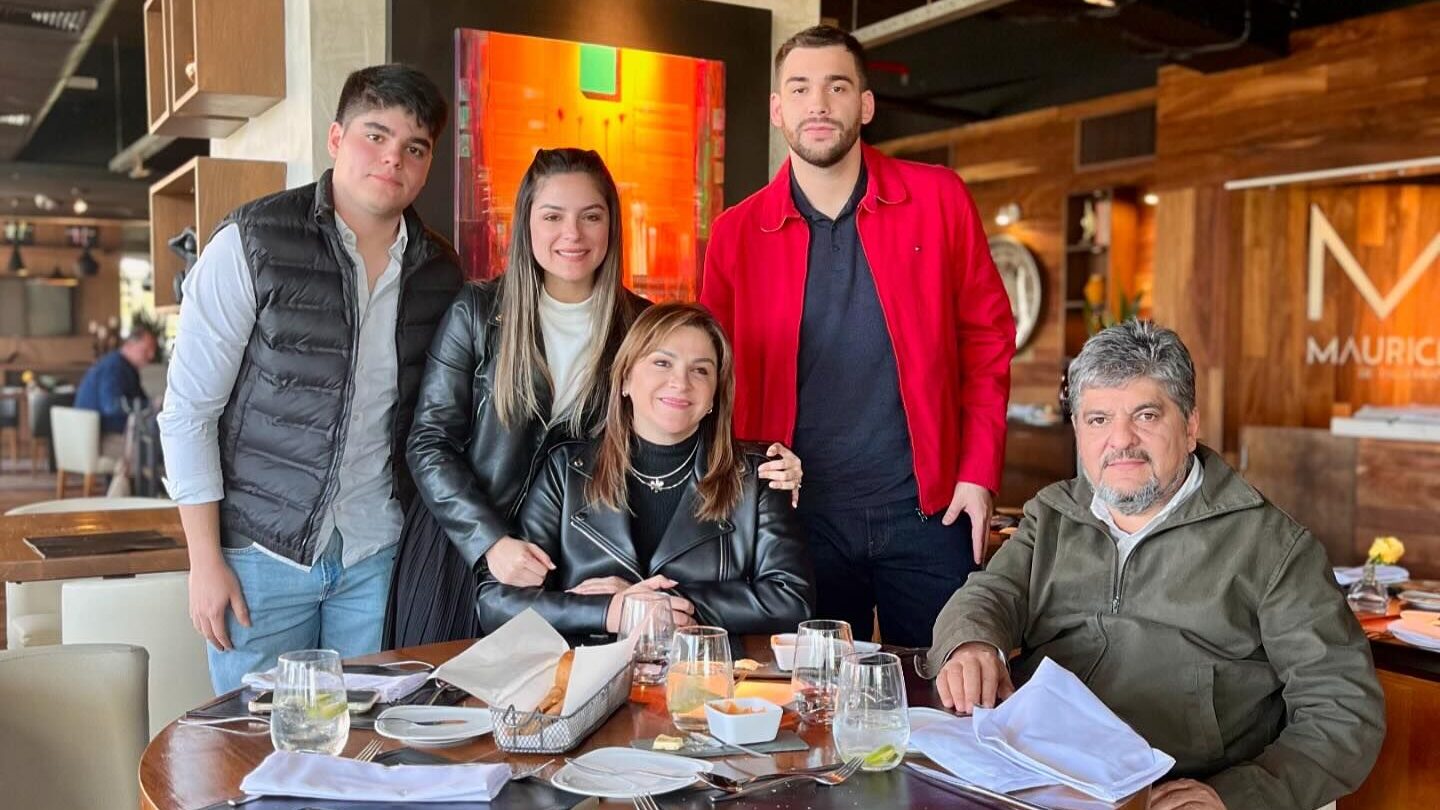 Popular / Maricha Olitte, a 4 días de la partida de su hermano ...