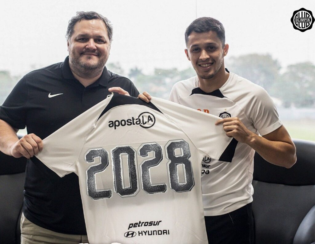 Popular / El pelotero Alex Franco extendió su contrato con Olimpia ...