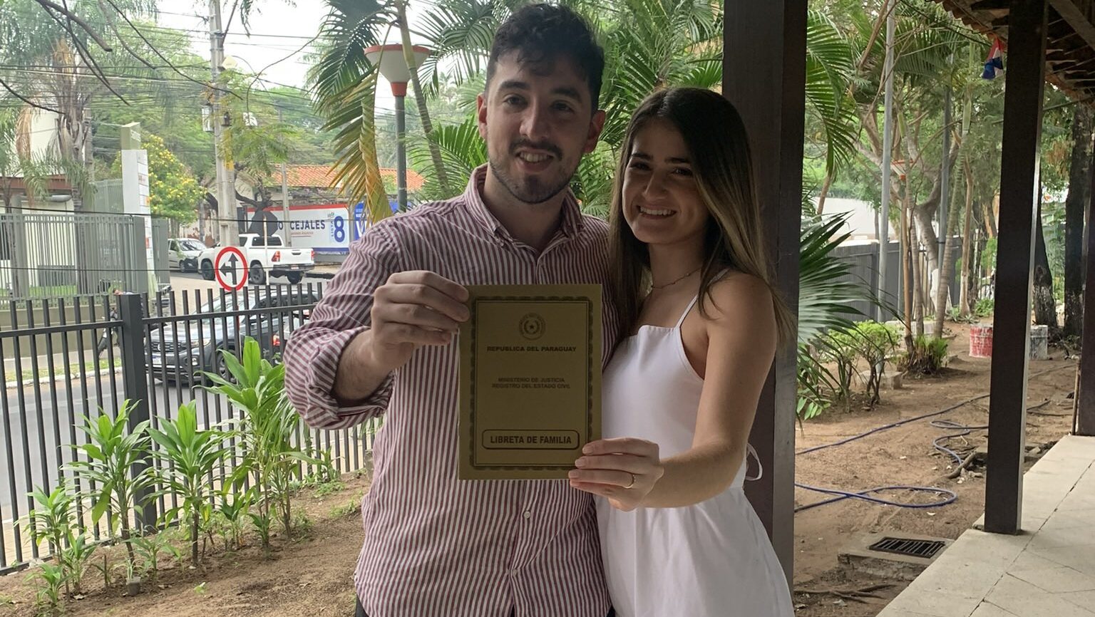 Popular / ¿El sueño del pibe? Una mujer denunció que "se casó", pero el acta desapareció y ...