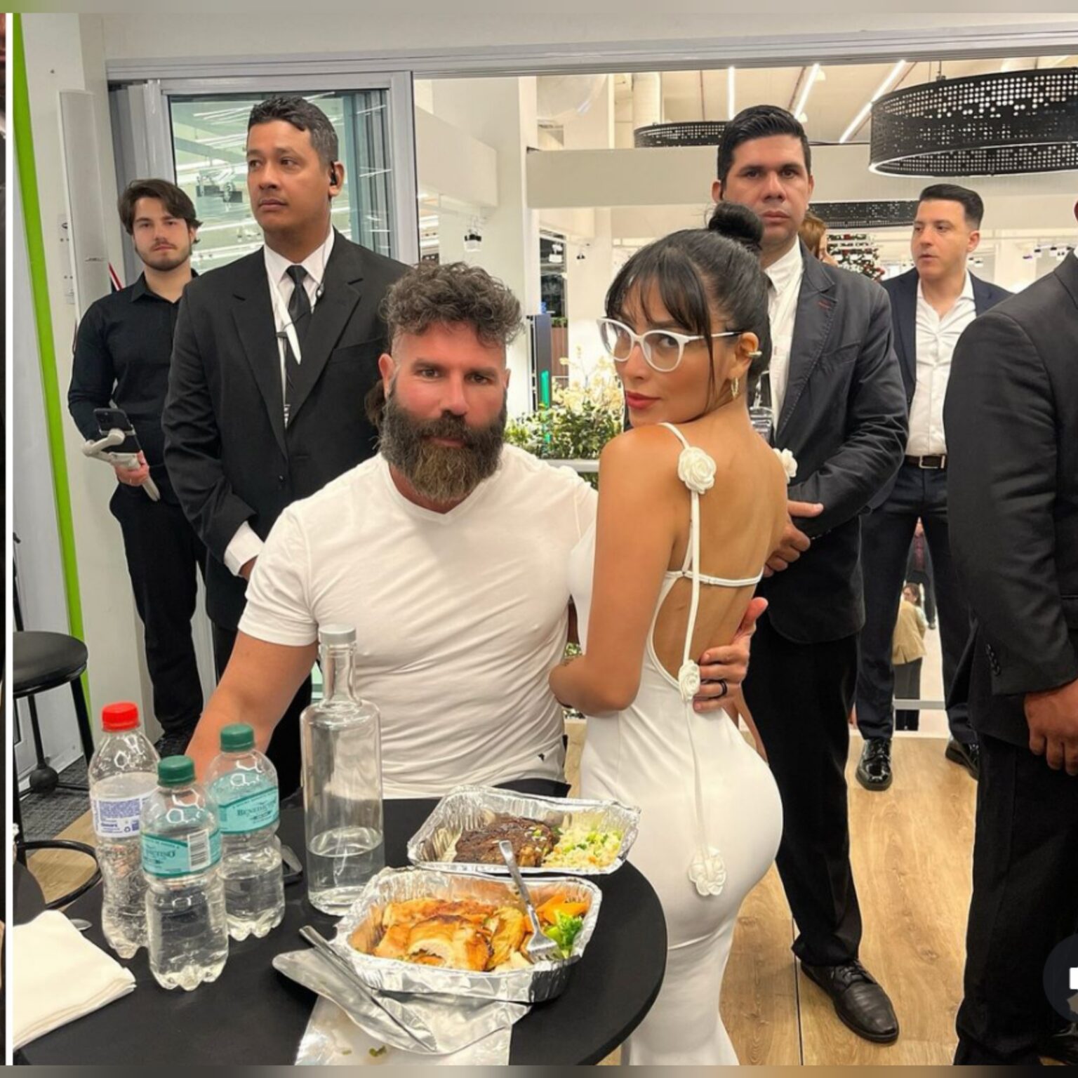 Popular / ¿Jazmín Mernes una de las mujeres del Rey del Instagram?