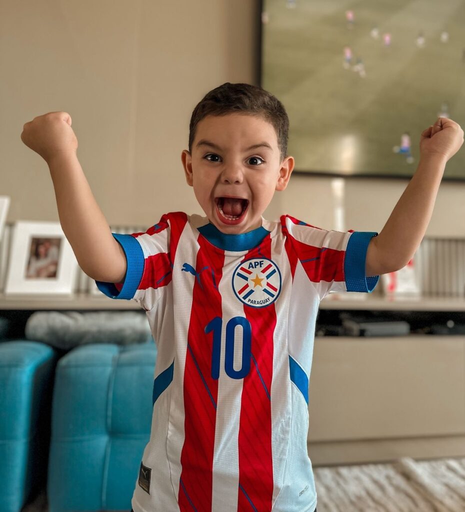 Popular / Le esposa de Almirón: "El tiempo de Dios es perfecto, gracias ...