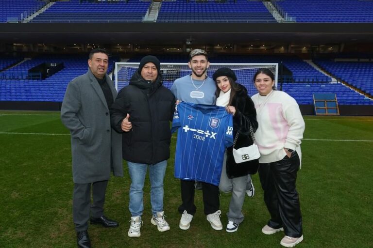 Popular / (GALERÍA) ¡Ochororo el amor! La chuli de Julio Enciso ...