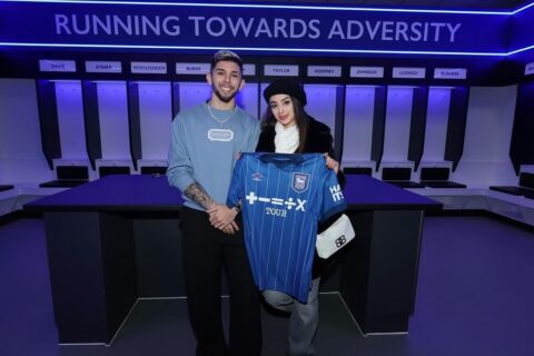 Popular / (GALERÍA) ¡Ochororo el amor! La chuli de Julio Enciso ...