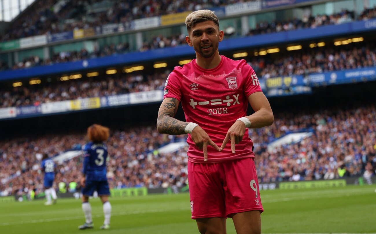 Popular / ¡Primer gol de Julio Enciso con el Ipswich Town!