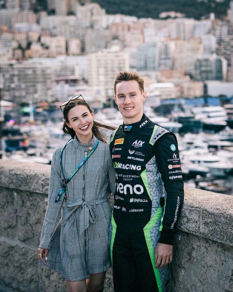 Popular / (GALERÍA) ¡No llevó la suerte! La chuli de Joshua Duerksen ...