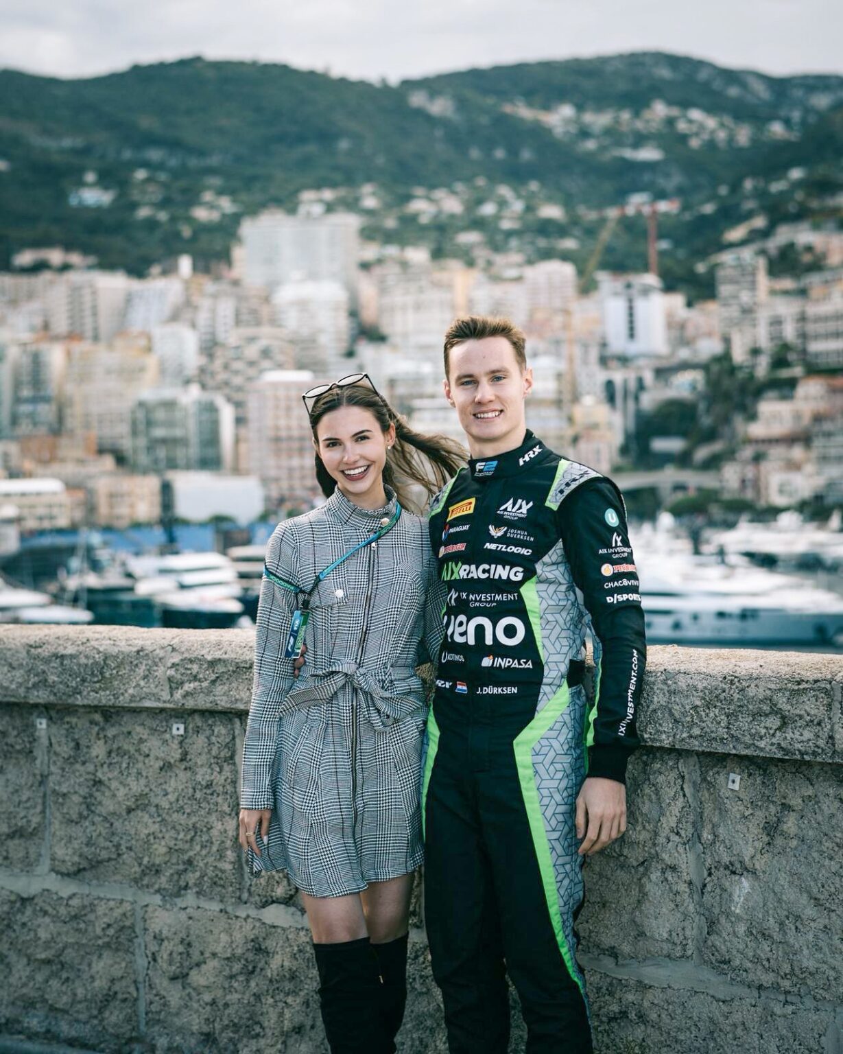 Popular / (GALERÍA) ¡No llevó la suerte! La chuli de Joshua Duerksen ...