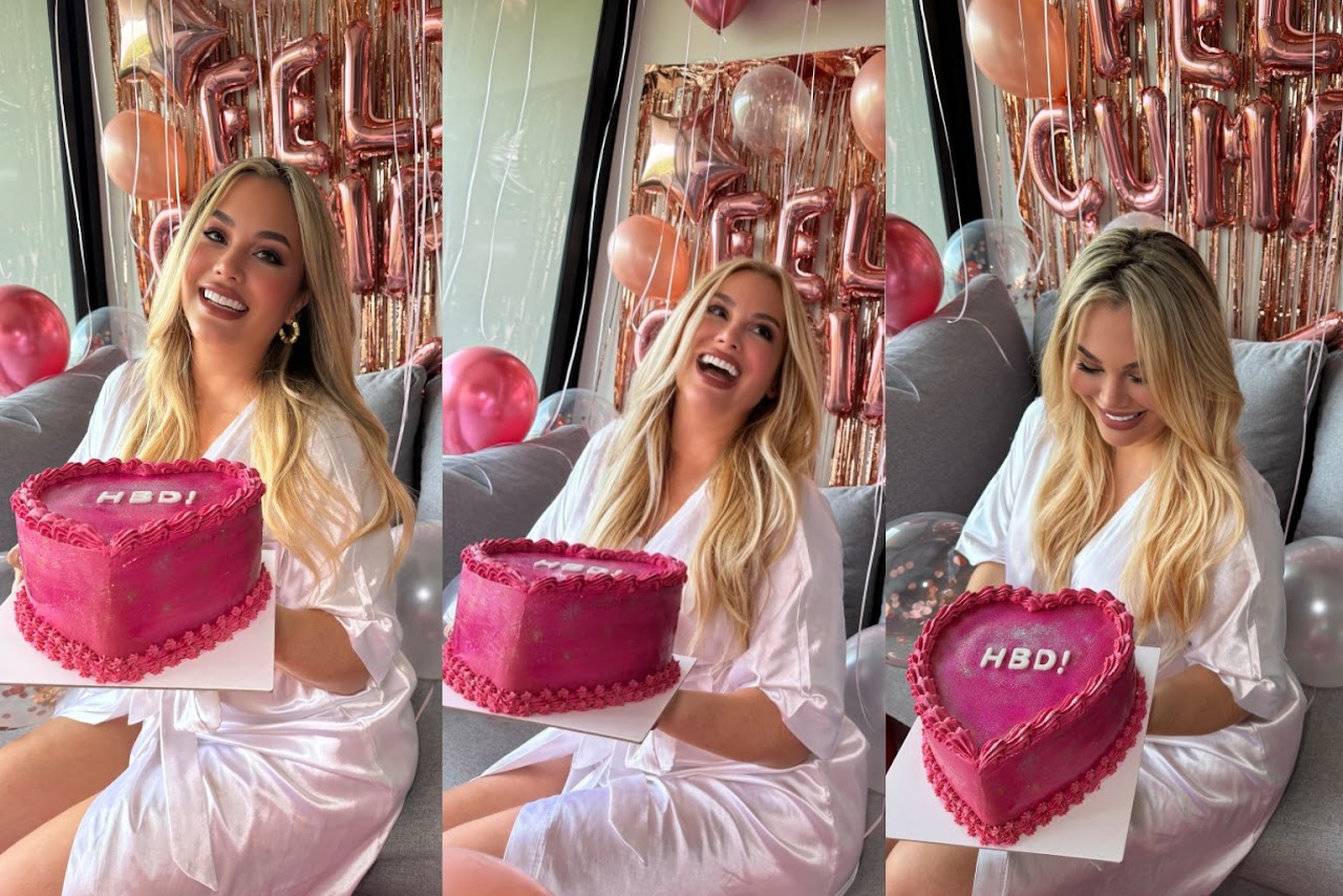 Popular / ¡Alexa celebra su cumple en bata de seda!