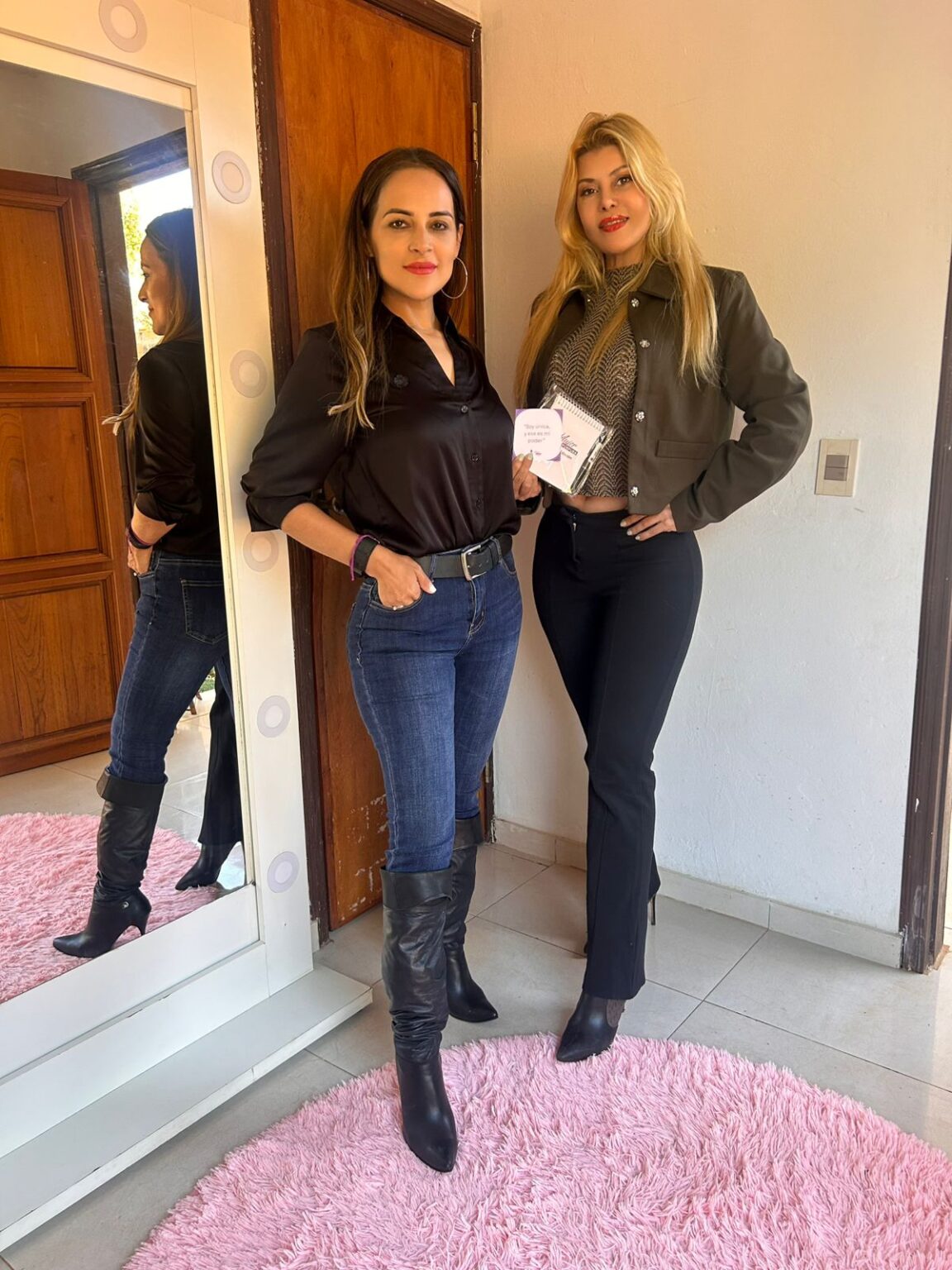 Popular / Las románticas vacaciones de "Tito" Torres con su esposa Stephi