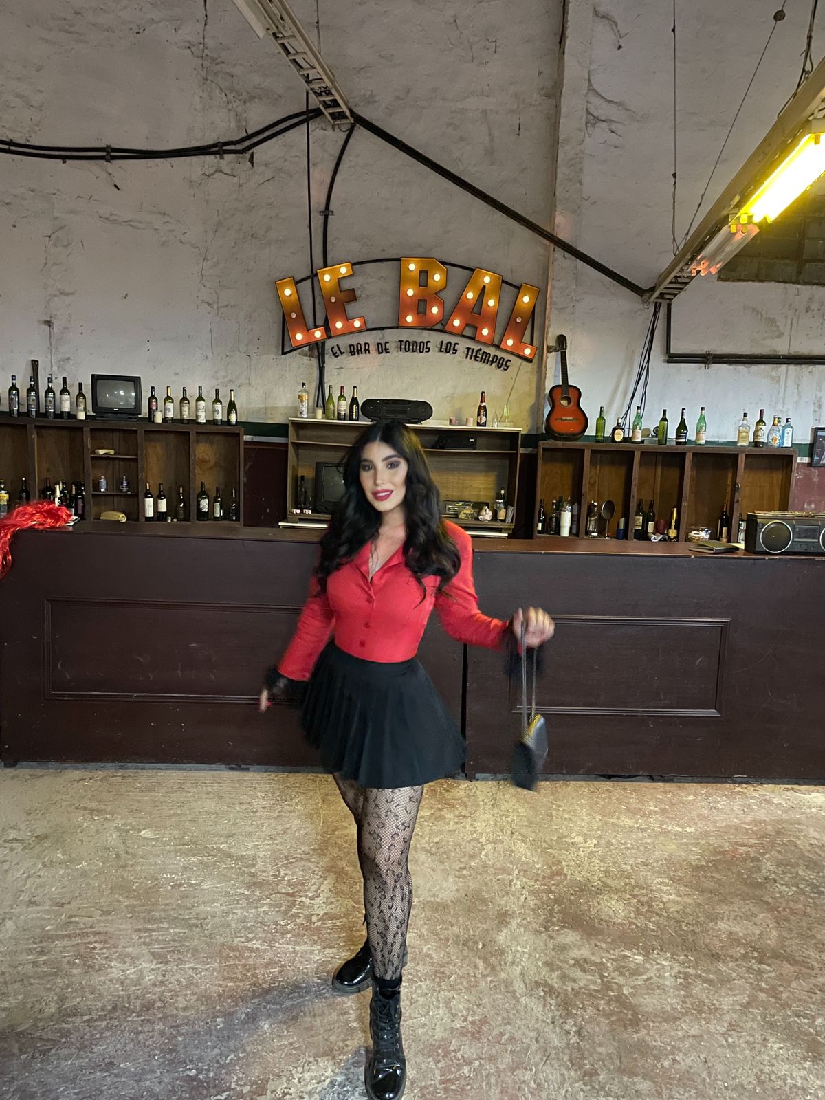 Popular / (GALERÍA) Exmodelo sale a hablar de pr0stltuci0n en una obra ...