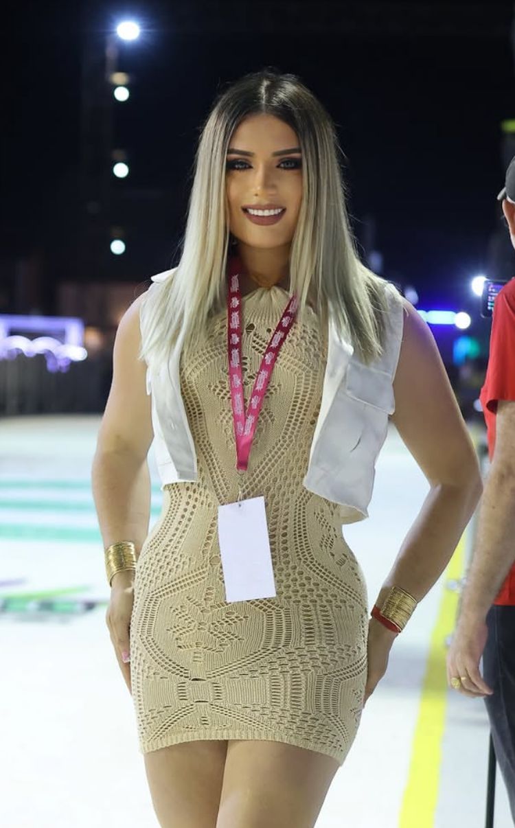 Popular / Nicole Di Prattez se luce en el Carnaval Encarnaceno